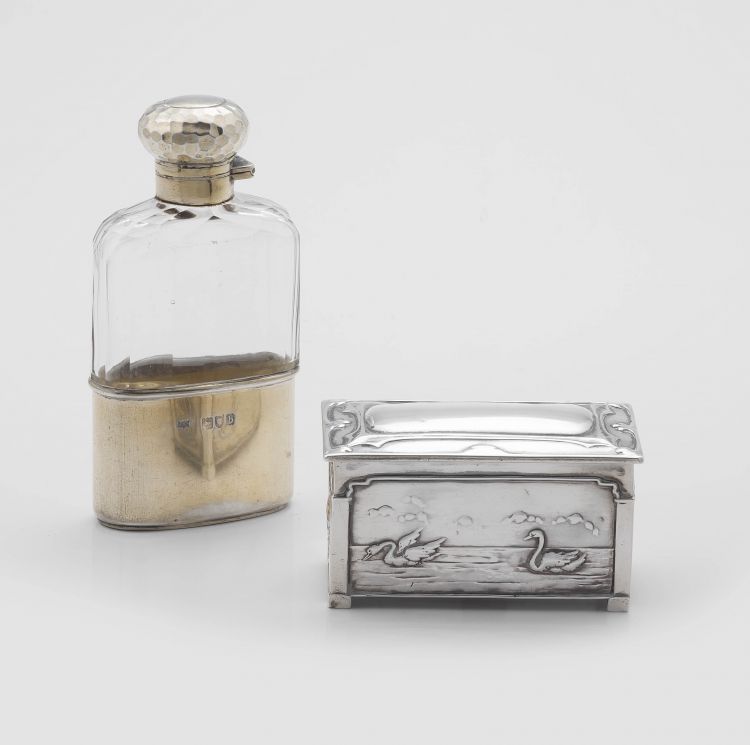 A Victorian silver-gilt mounted glass hip flask, Mappin & Webb, London ...