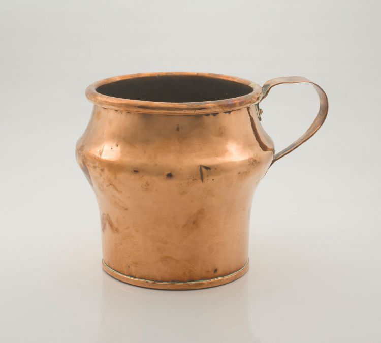 A copper koshering vessel, late 19th/early 20th century | Strauss & Co