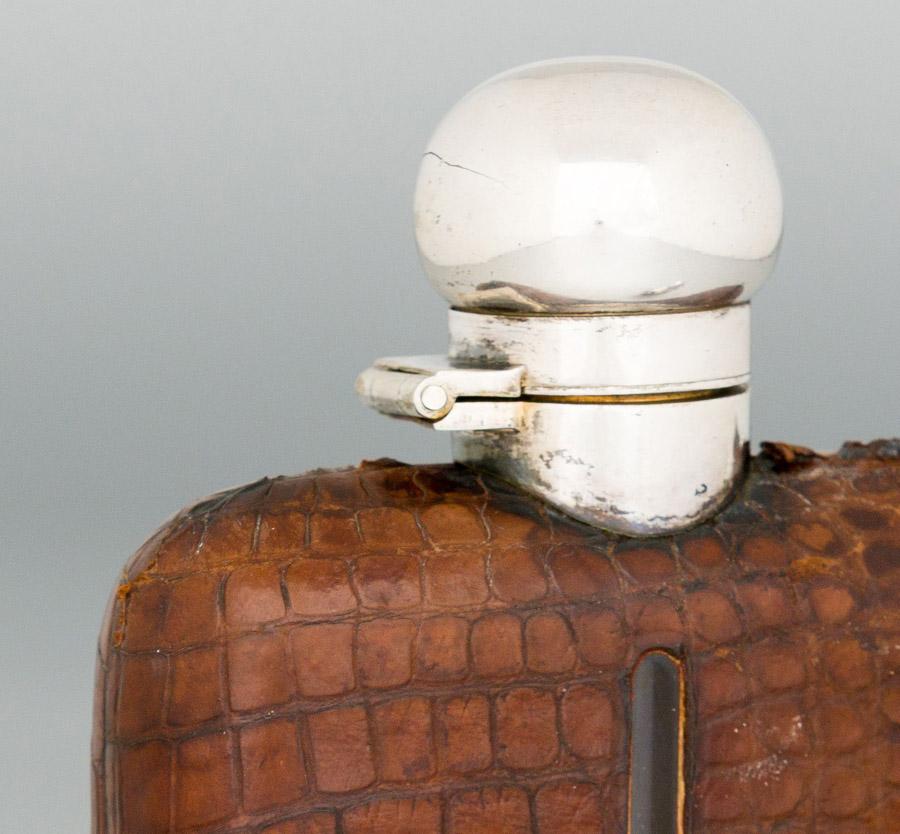 A gentleman's silver-plate hip flask, G & J Hawksley, Sheffield ...